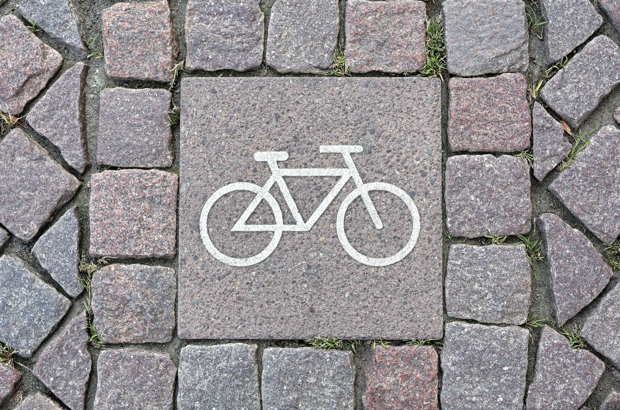 Veiliger kruispunt voor fietsers op kruispunt Oostlaan (N37) met ...